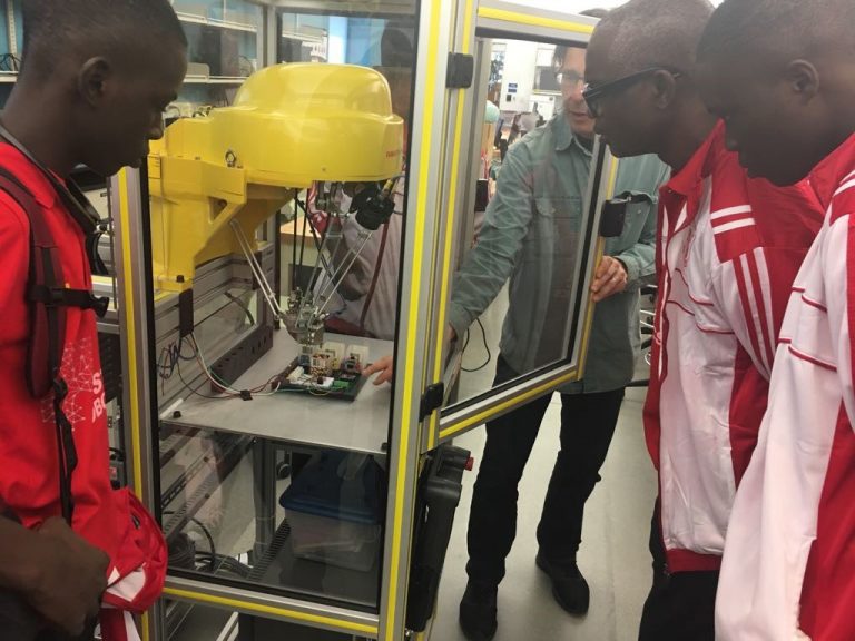 GSTS represents Ghana at 2018 ROBOFEST (4) | Citinewsroom ...