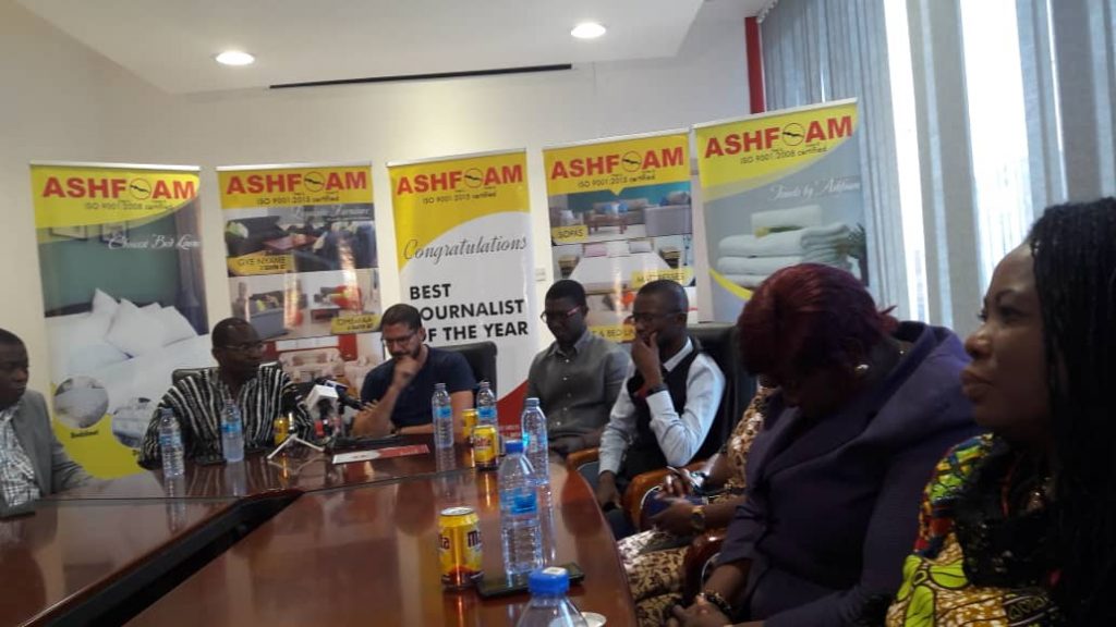 2017 GJA Journalist of the year, Bernard Avle, receives sofa from Ashfoam