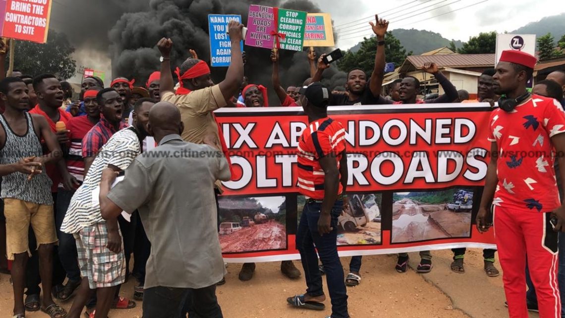 Kpeve roads demonstration (2) | Citinewsroom - Comprehensive News in Ghana