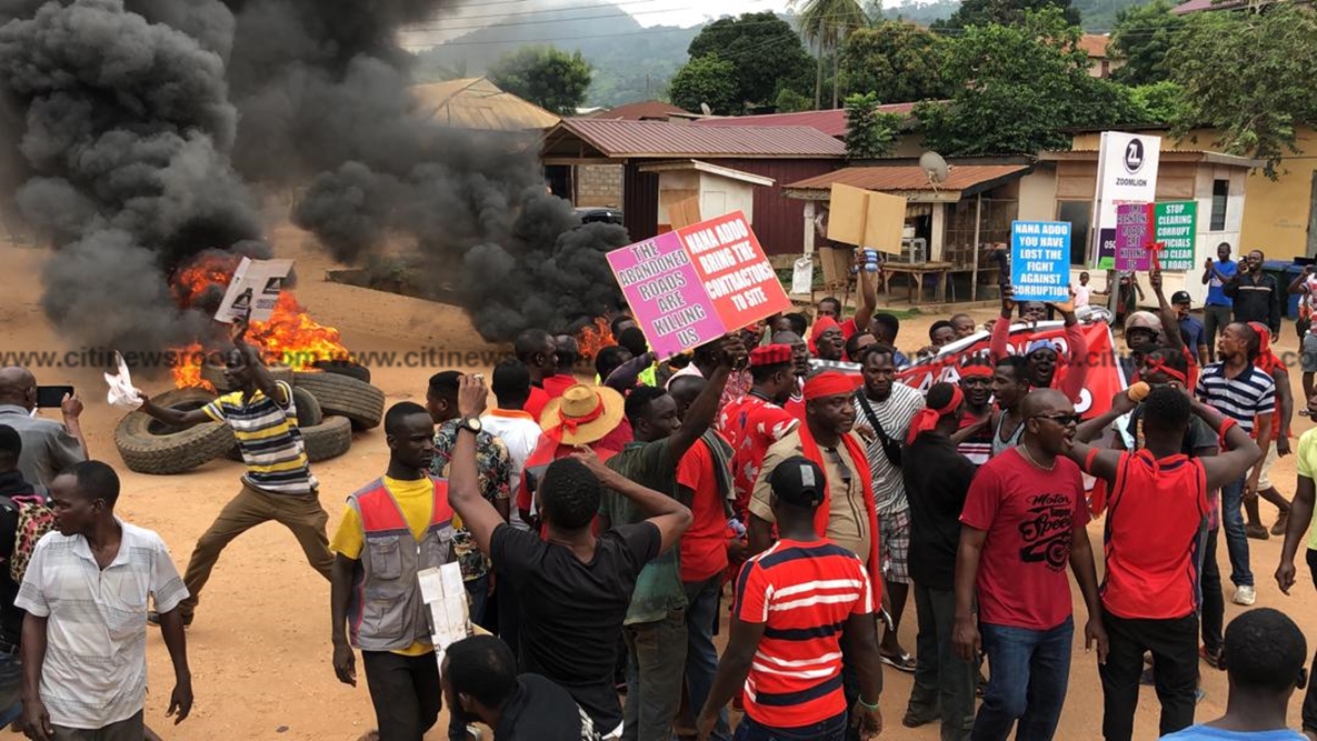 Kpeve roads demonstration (3) | Citinewsroom - Comprehensive News in Ghana