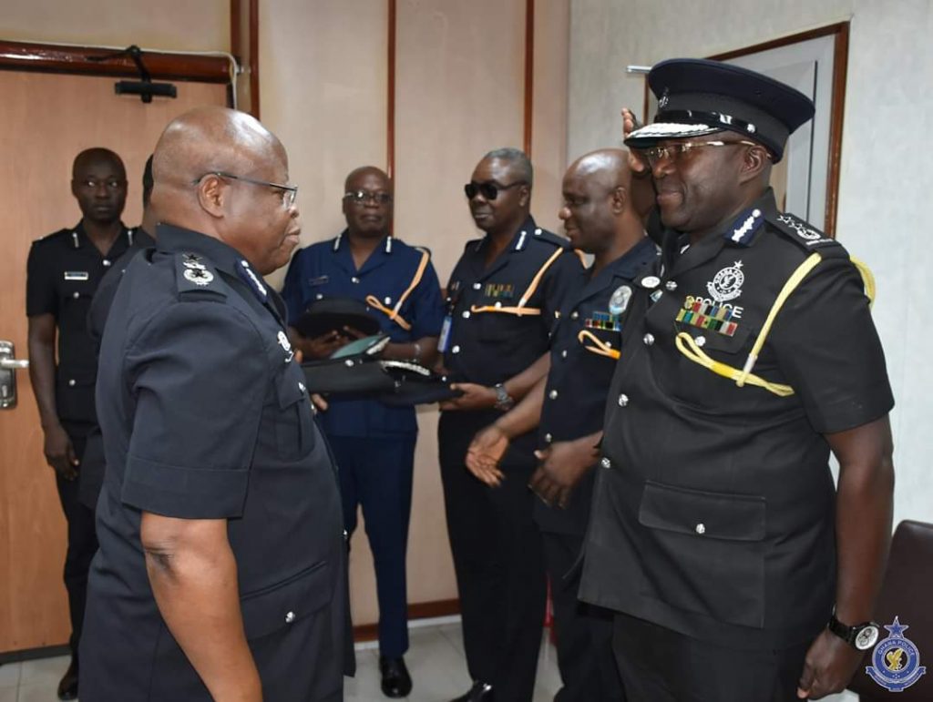 IGP decorates newly promoted COPs and DCOPs