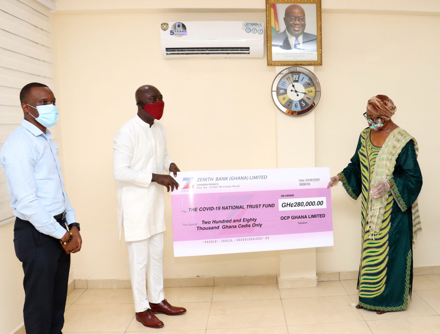 Samuel Oduro, Country Manager, OCP Africa Ghana (left), presenting the ...