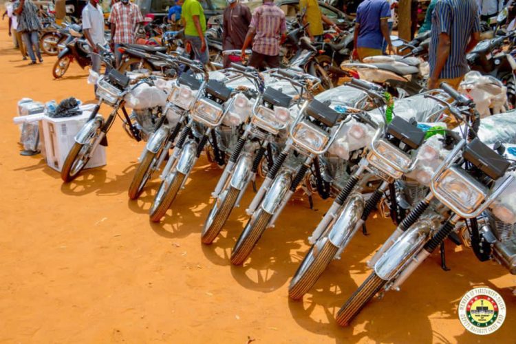 tolon mp donation (11) | Citinewsroom - Comprehensive News in Ghana