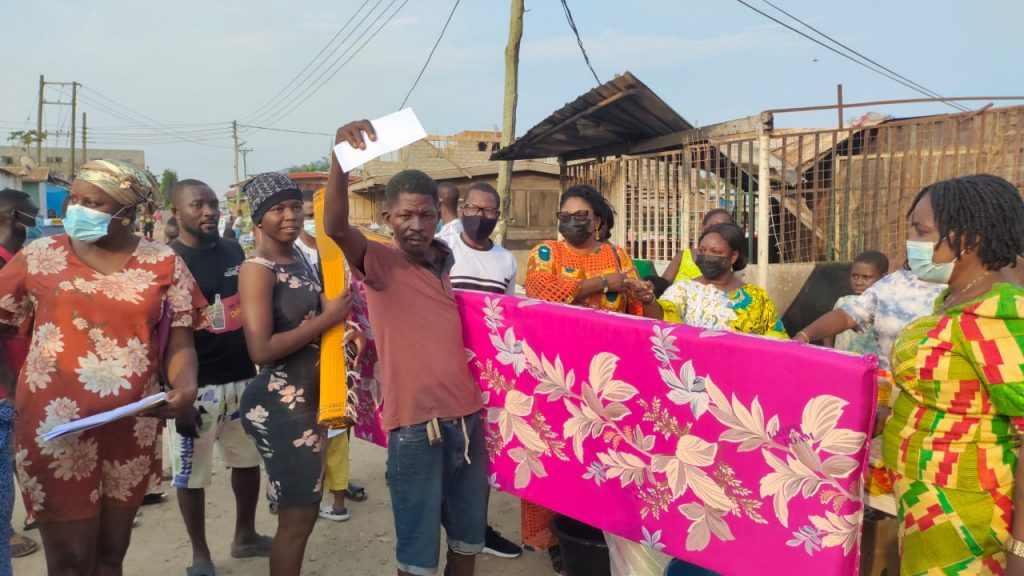Krowor MP supports Nungua fire victims with cash, relief items