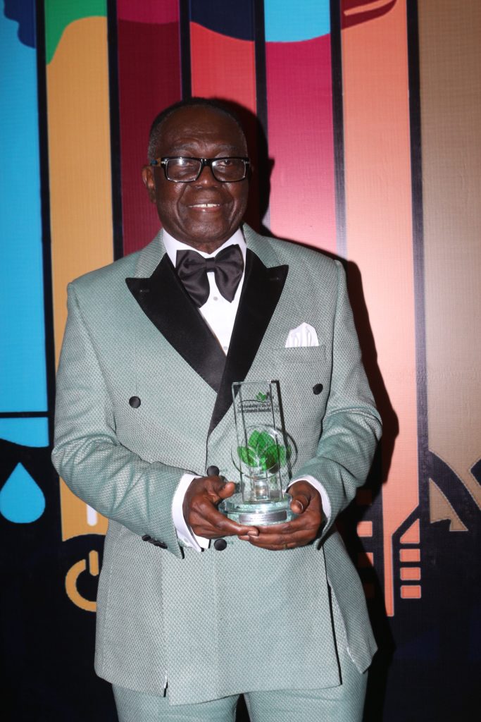 Archbishop Prof. Dr. Asafo-Agyei gets SSI top award for treatment of piles