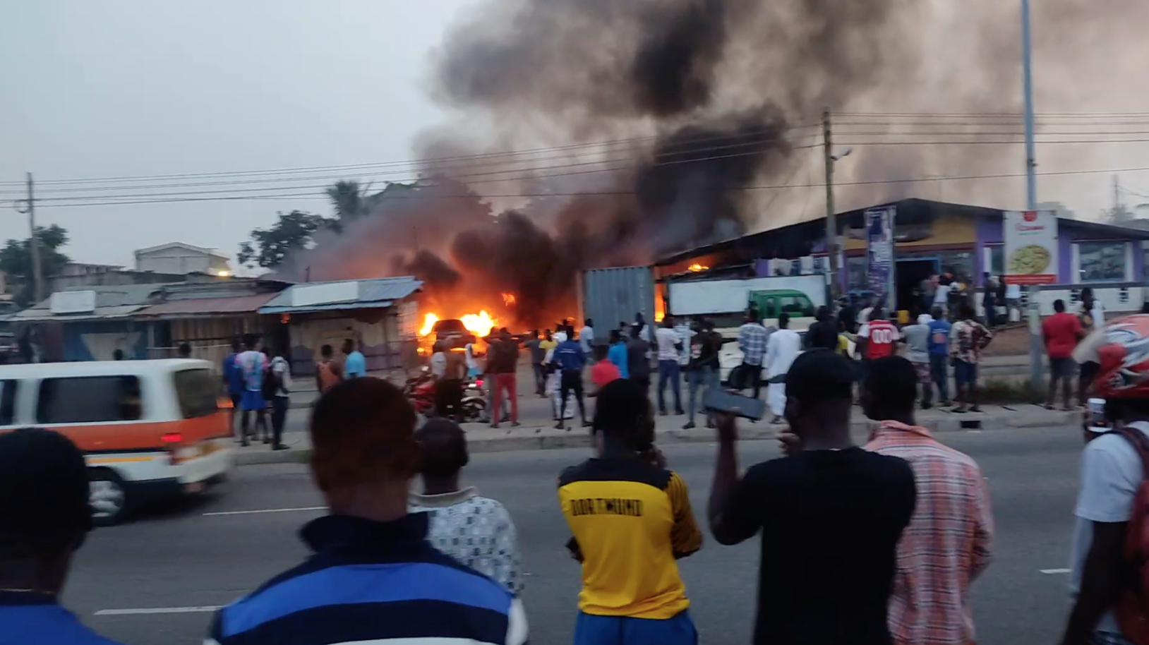 Fire outbreak at Barnyard Awoshie Mangoase station0 | Citinewsroom ...