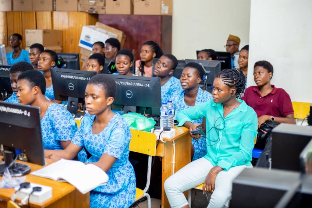 Over 5,000 teachers and students to benefit from STEM project
