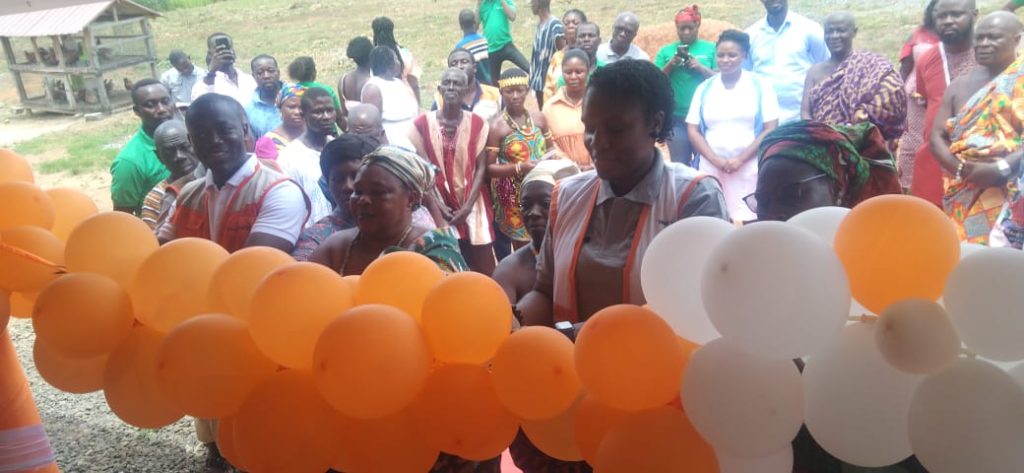 World Vision Ghana commissions KIA Greenlight poultry farm for Saaman ...