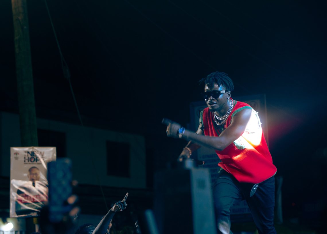 Kuami Eugene sets car ablaze to announce upcoming album ‘Love & Chaos'
