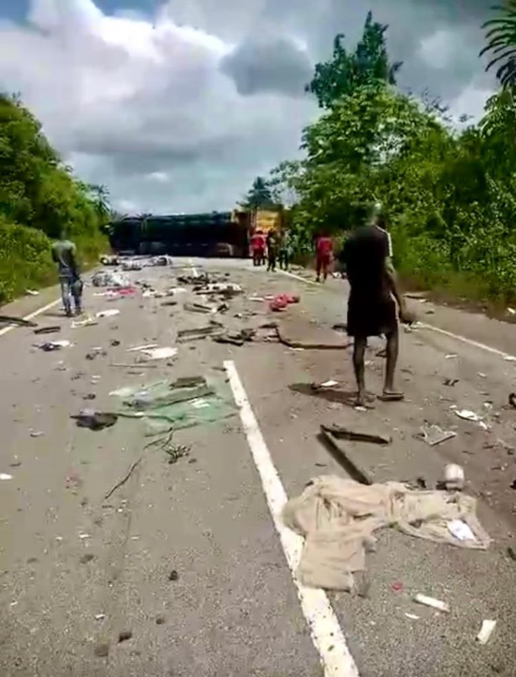 Two feared dead in accident on Elubo road - Adomonline.com