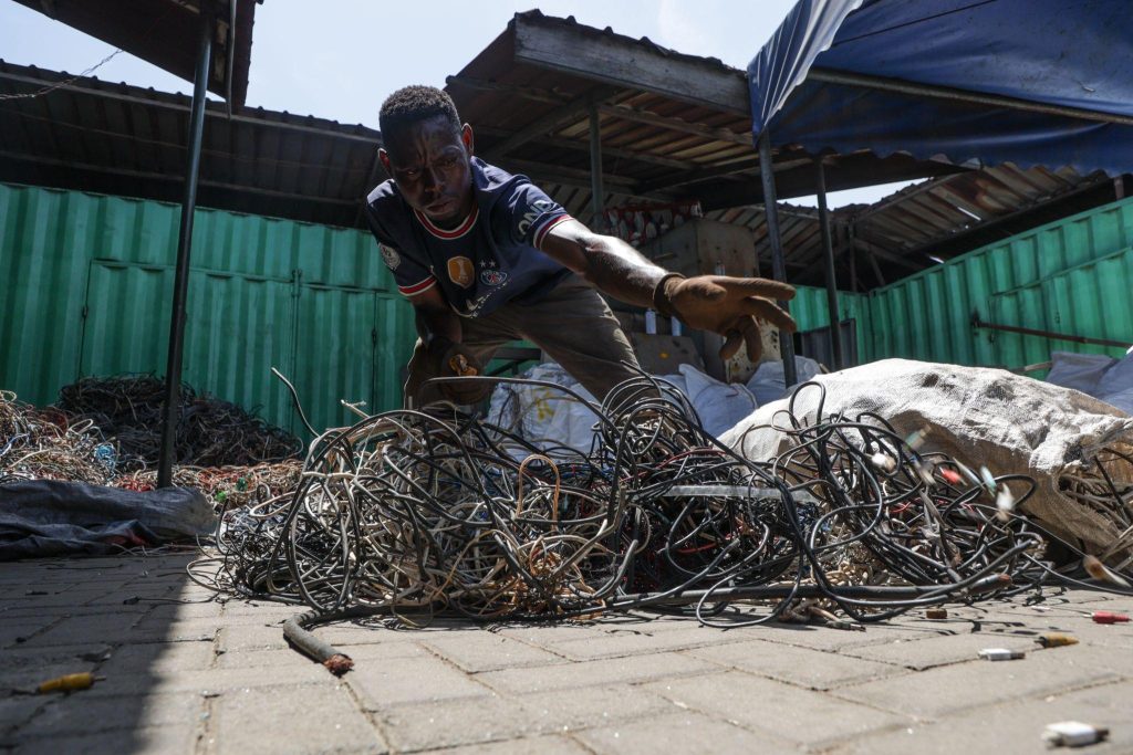 Ghana’s e-waste recycling shines as success story in one of Africa’s ...