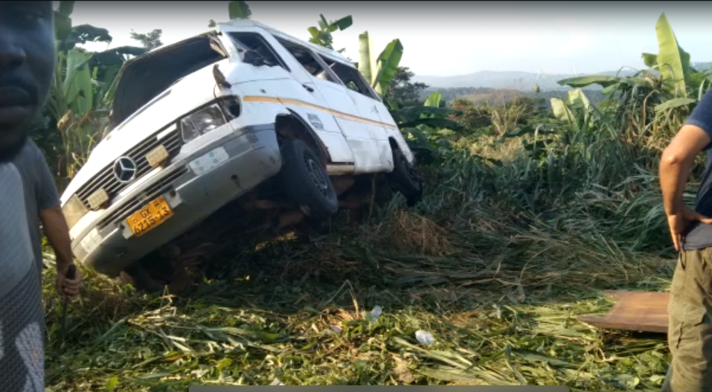Mamfe Hill accident leaves 22 persons battling for their lives