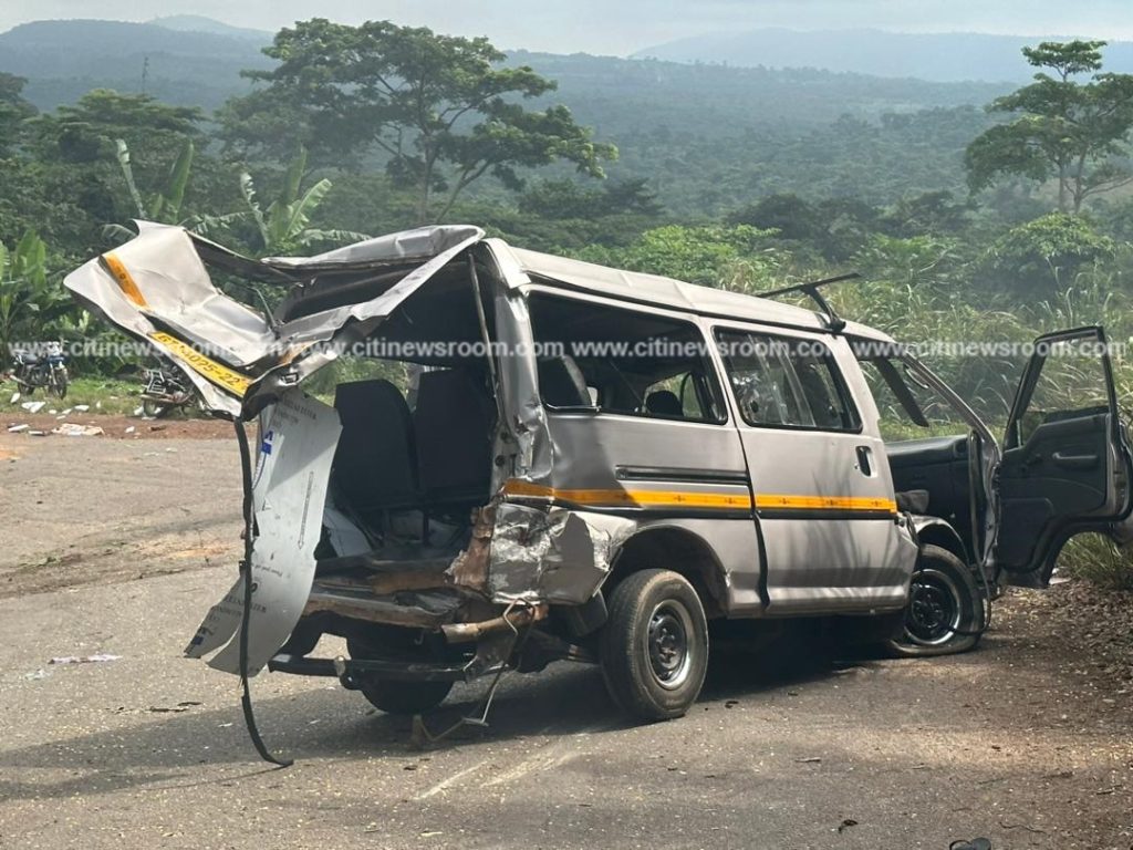 Tanker truck accident at Mamfe leaves 2 in critical condition