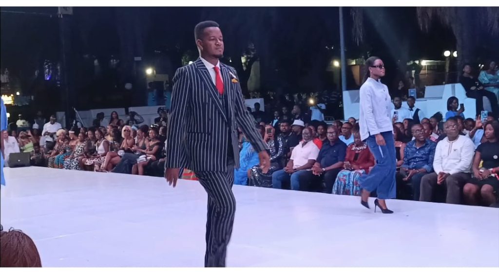 Umaru Sanda shines as a model at 2023 Rhythms on Da Runway
