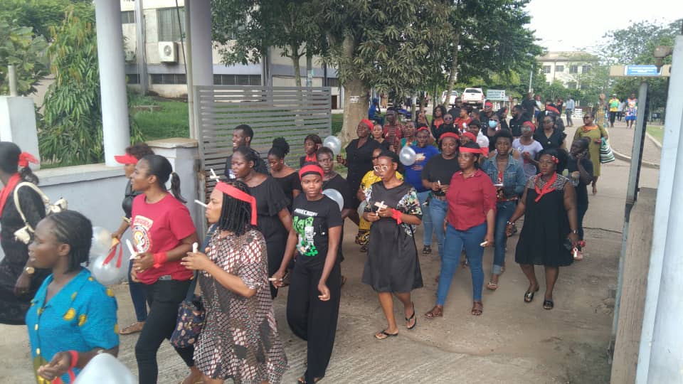 Workers of Tetteh Quarshie Memorial Hospital hold vigil for staff ...