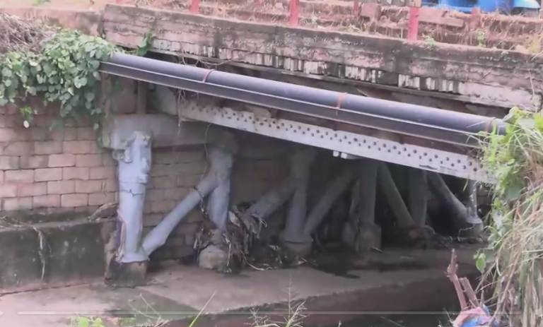 Deteriorating Kaase timber bridge sparks safety concerns in Asokwa