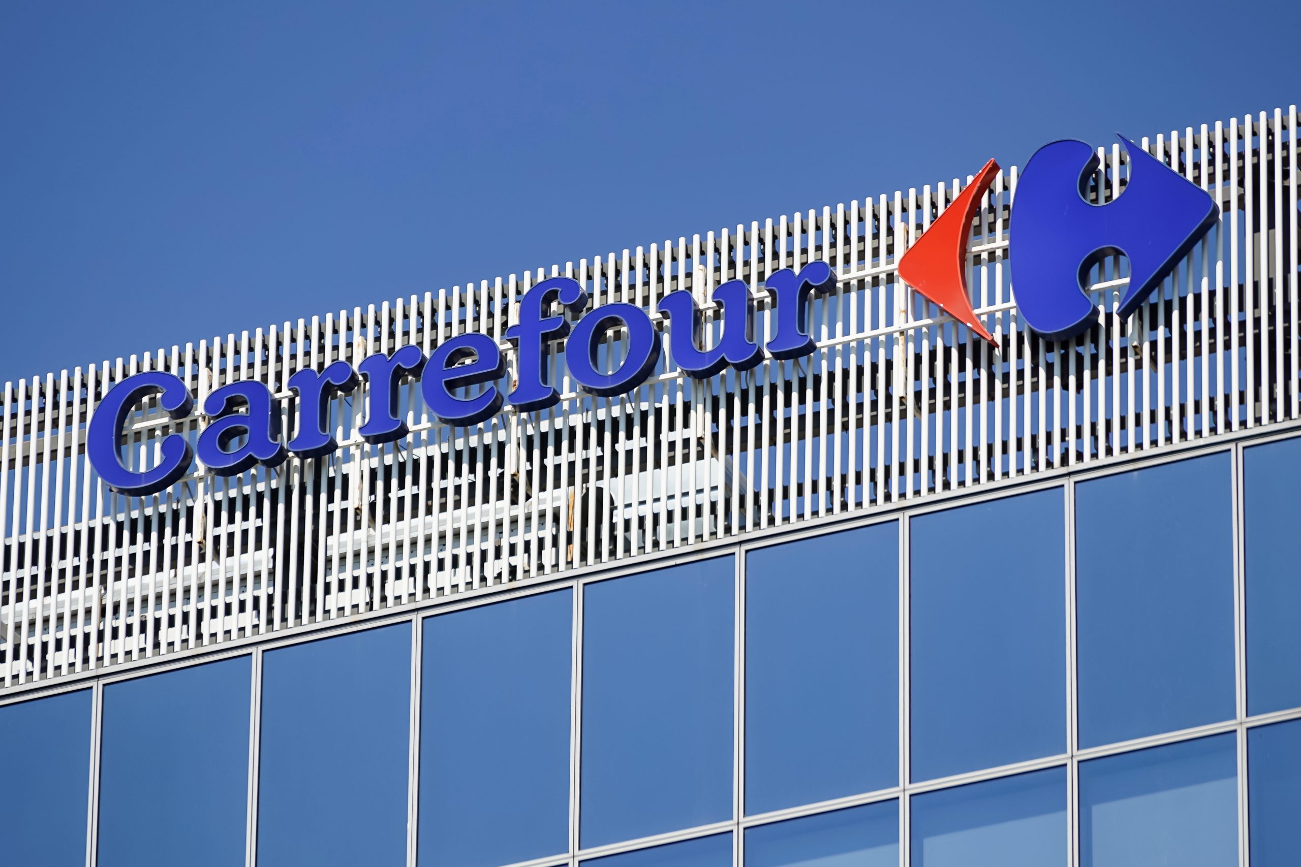 Leading food retailer Carrefour Group taking over Shoprite franchise in ...